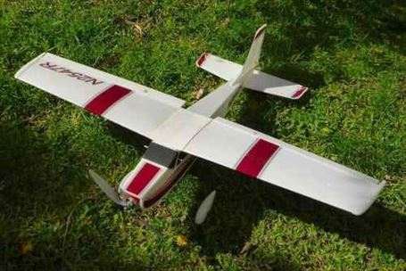 航空機モデルで使用されている木材は何ですか？ - Hokusei-Japan